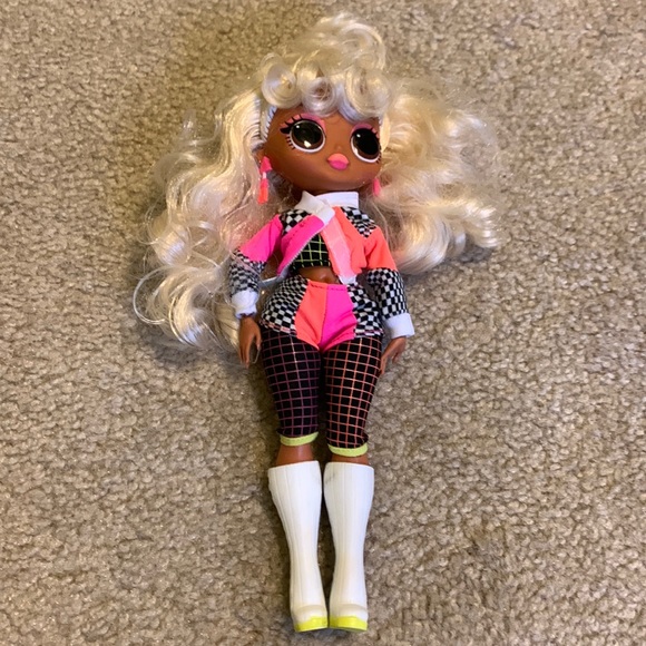 L.O.L. Surprise! | Toys | Lol Surprise Omg Lights Speedster Fashion ...